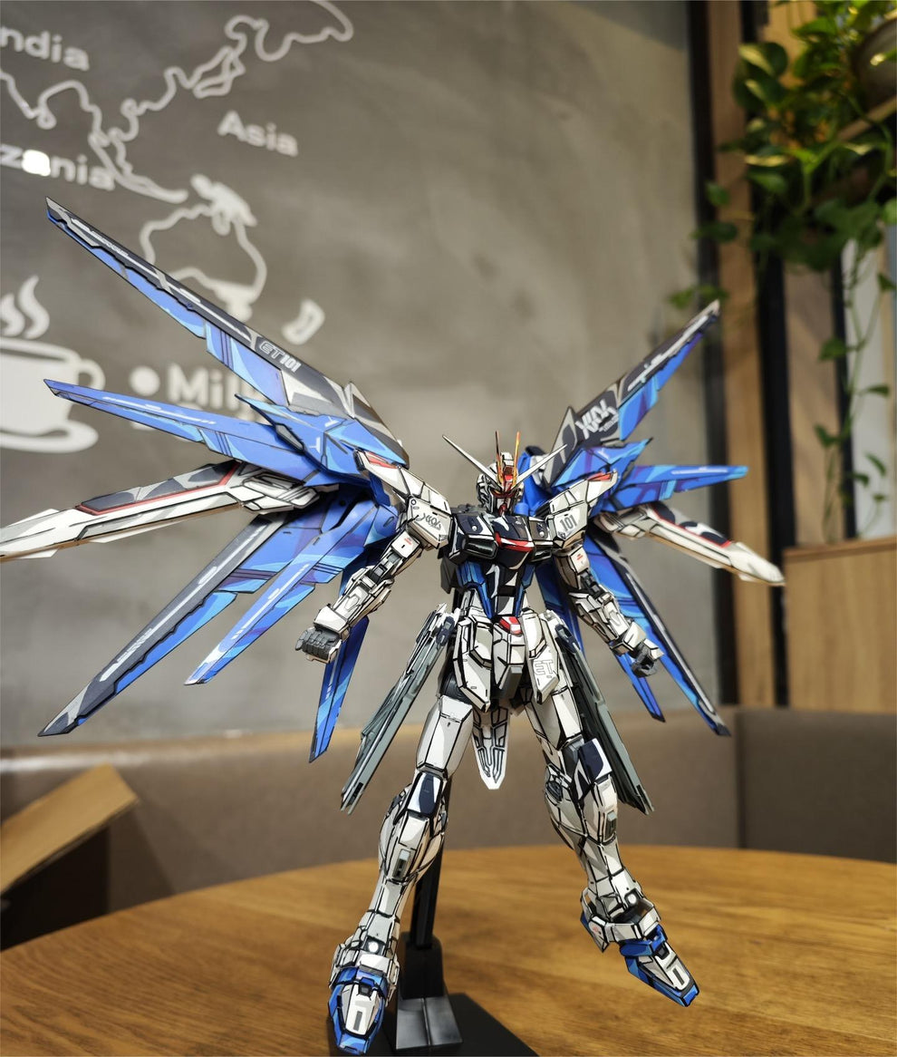 Gunpla Figure Model with Comic Color Effect – Lyk Repaint