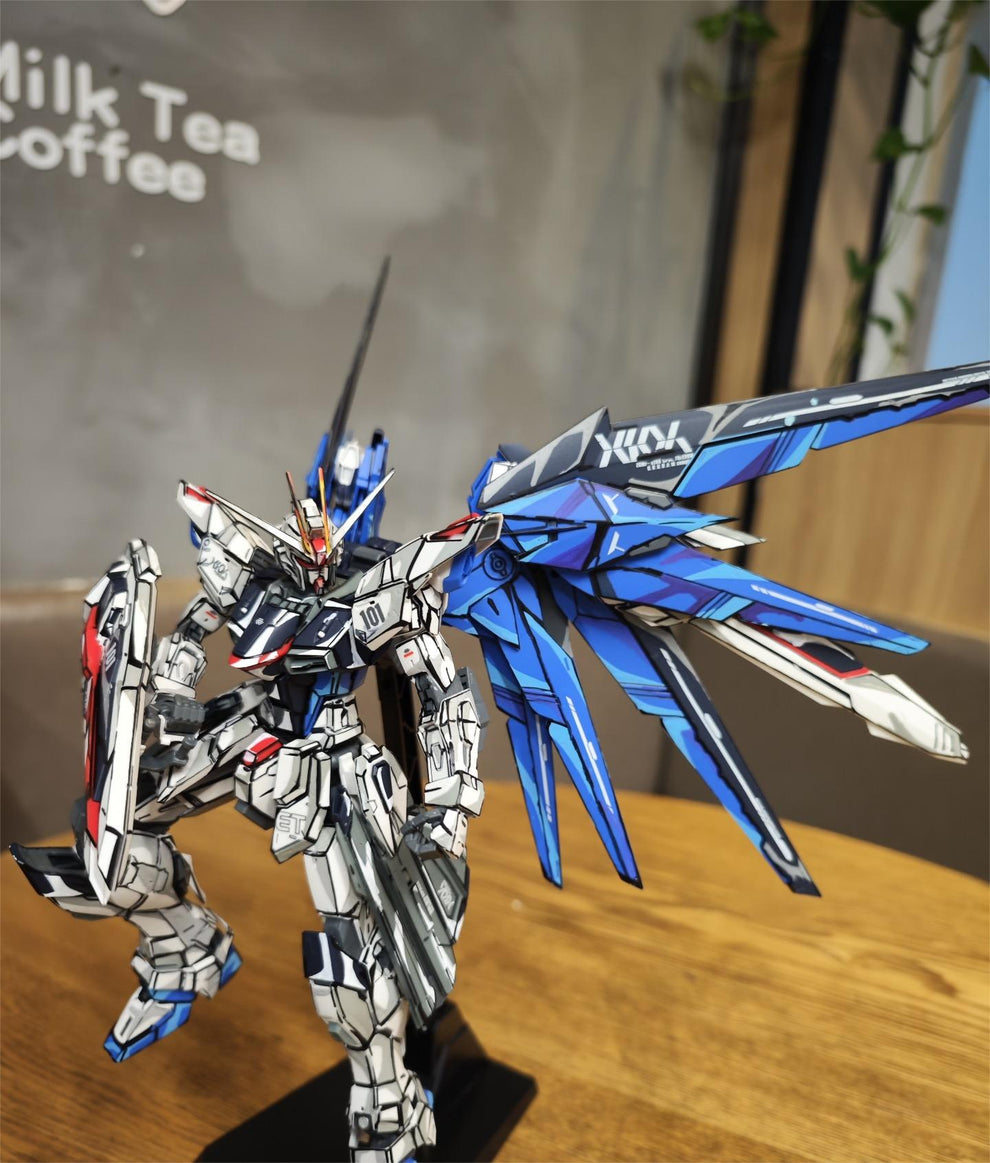 Gunpla Figure Model with Comic Color Effect – Lyk Repaint